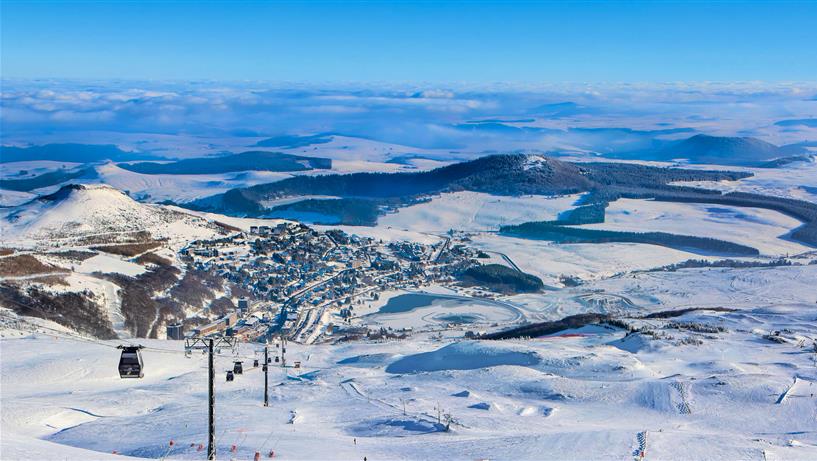 Photos et Images de Super Besse sous la Neige